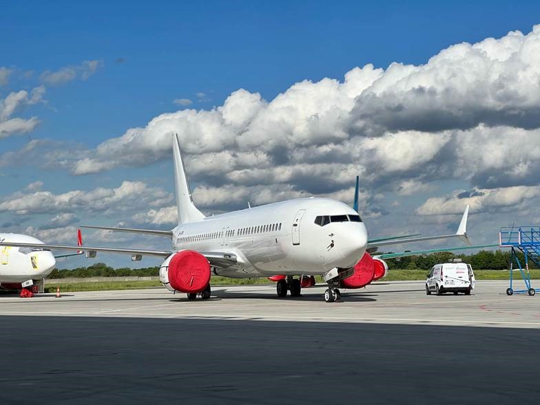 SMBC Aviation Capital :: SMBC Aviation Capital delivers Boeing 737-8 MAX to Smartlynx